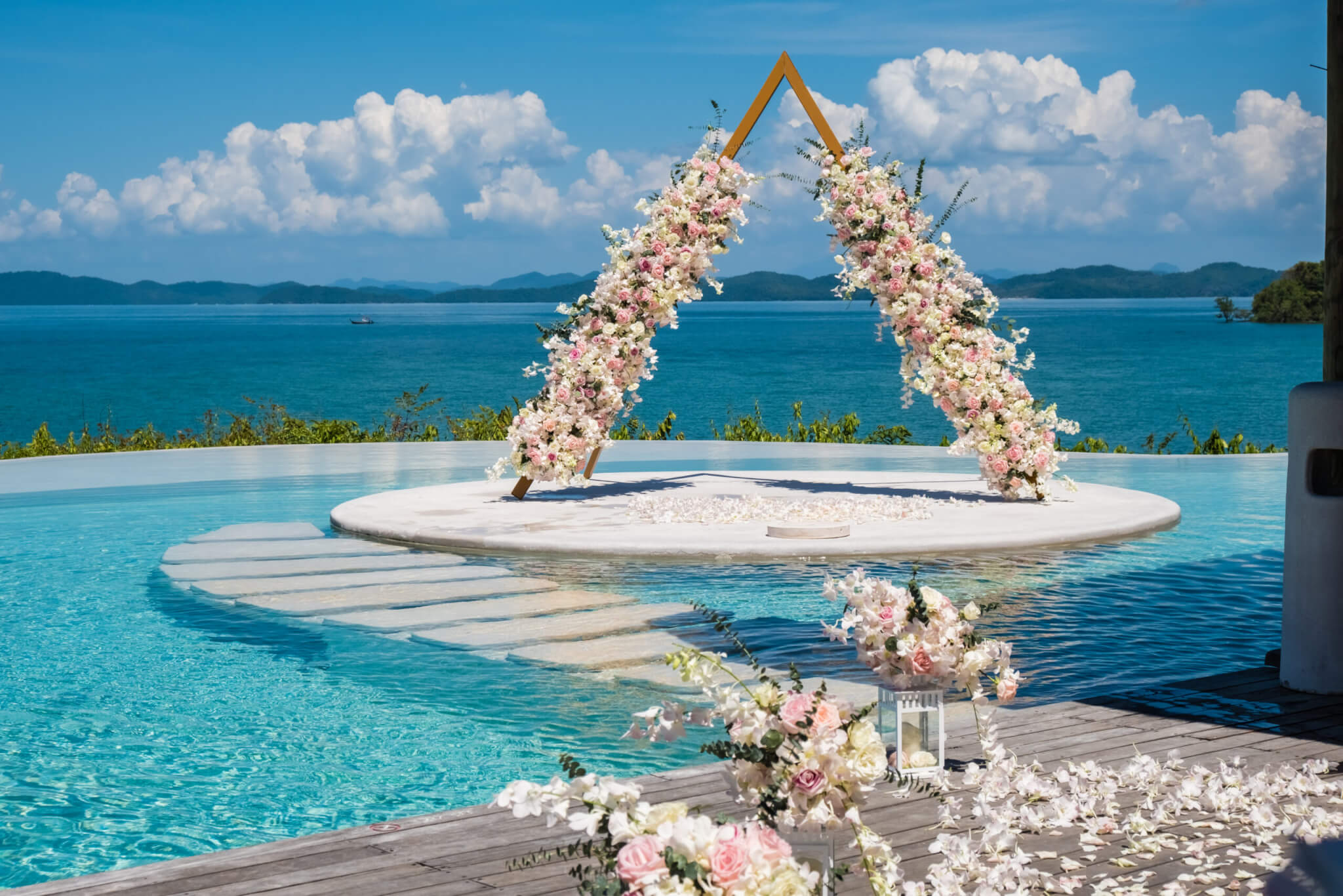 Stunning Wedding Locations | Travel Reveal