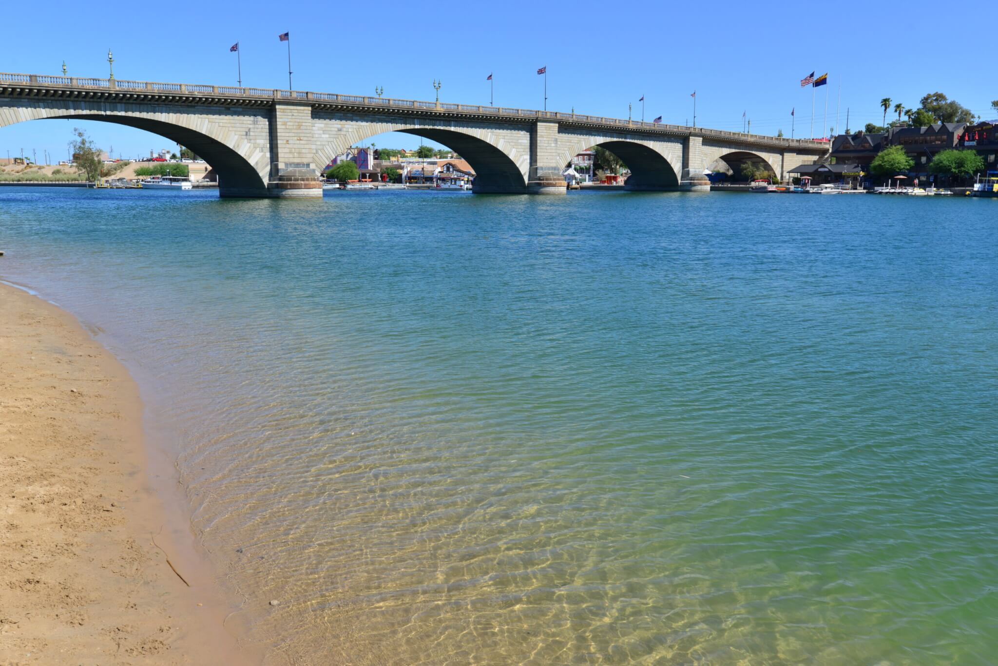 22 of America's Most Stunning Lakes Revealed