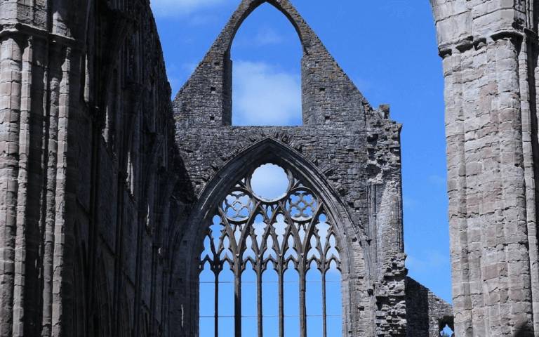 20 Reasons Why You Need to Visit Wales | Travel Reveal